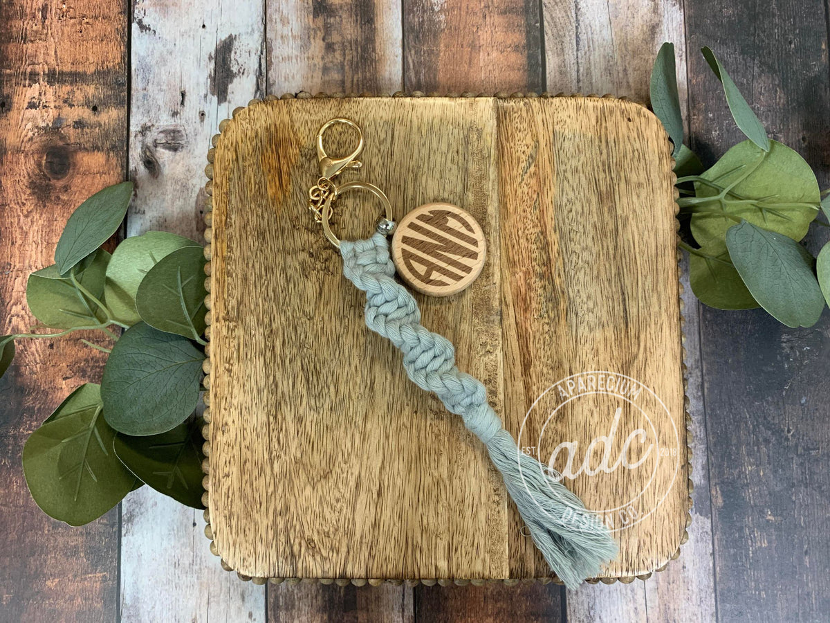 Round Wooden Disc Keychain Laser Blank – ApareciumDesignCo.